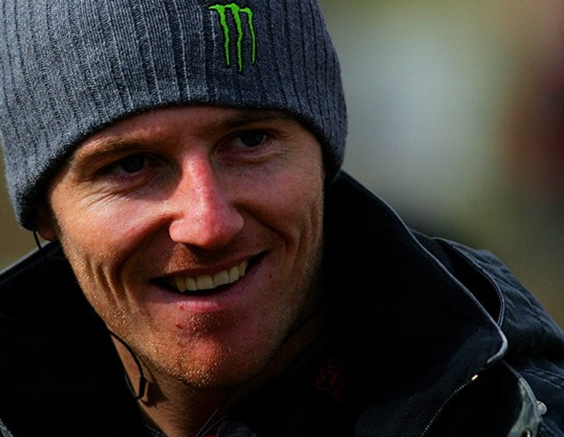 BILLY MACKENZIE BIG IN AUSTRALIA! – Smuggling Duds